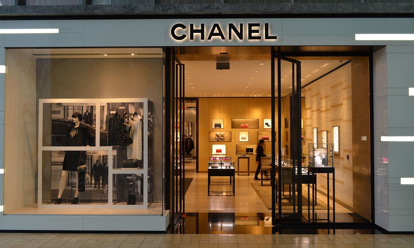 Chanel reveals profits for the first time | Retail Sector