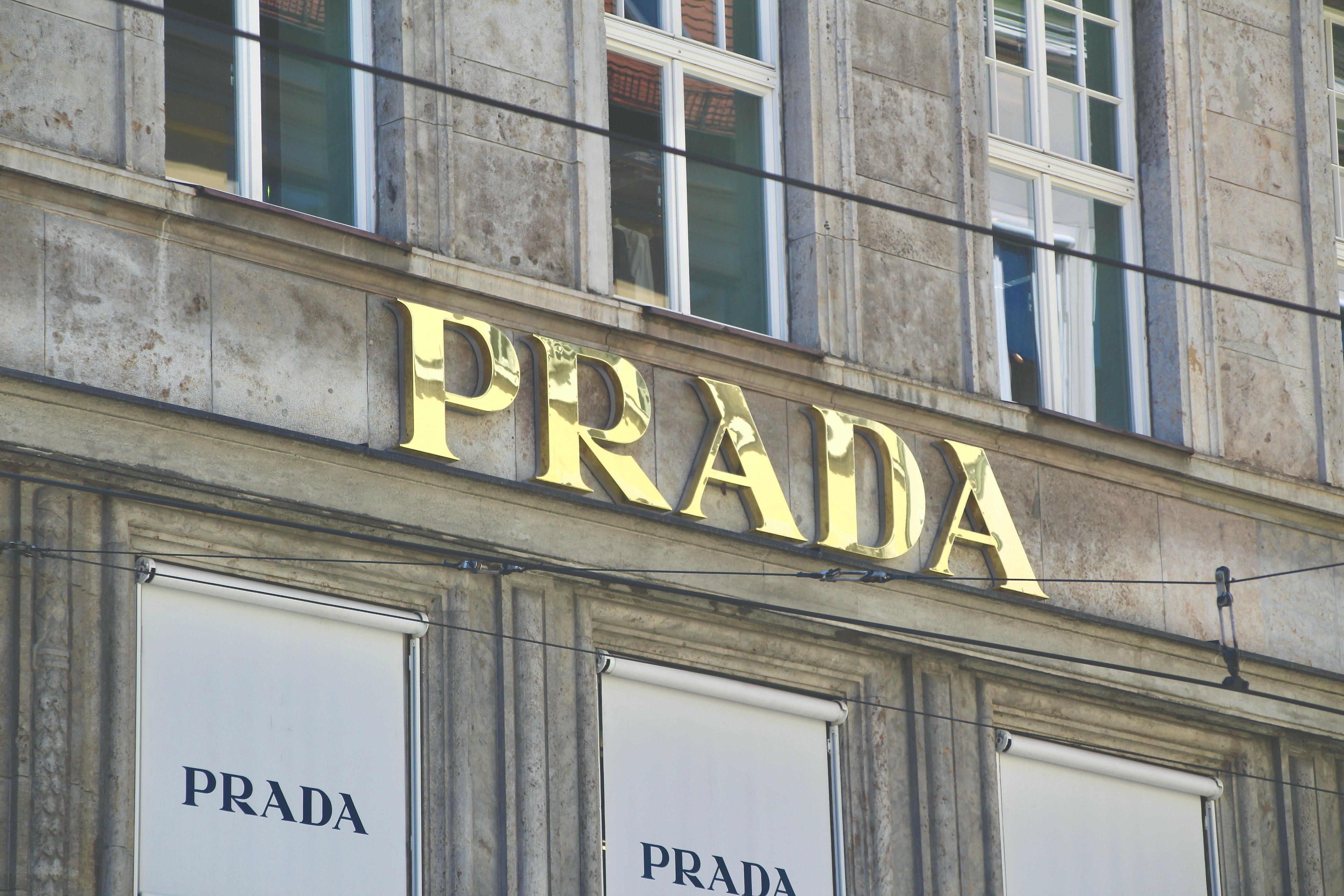 Prada recruits 400 staff to boost production | Retail Sector