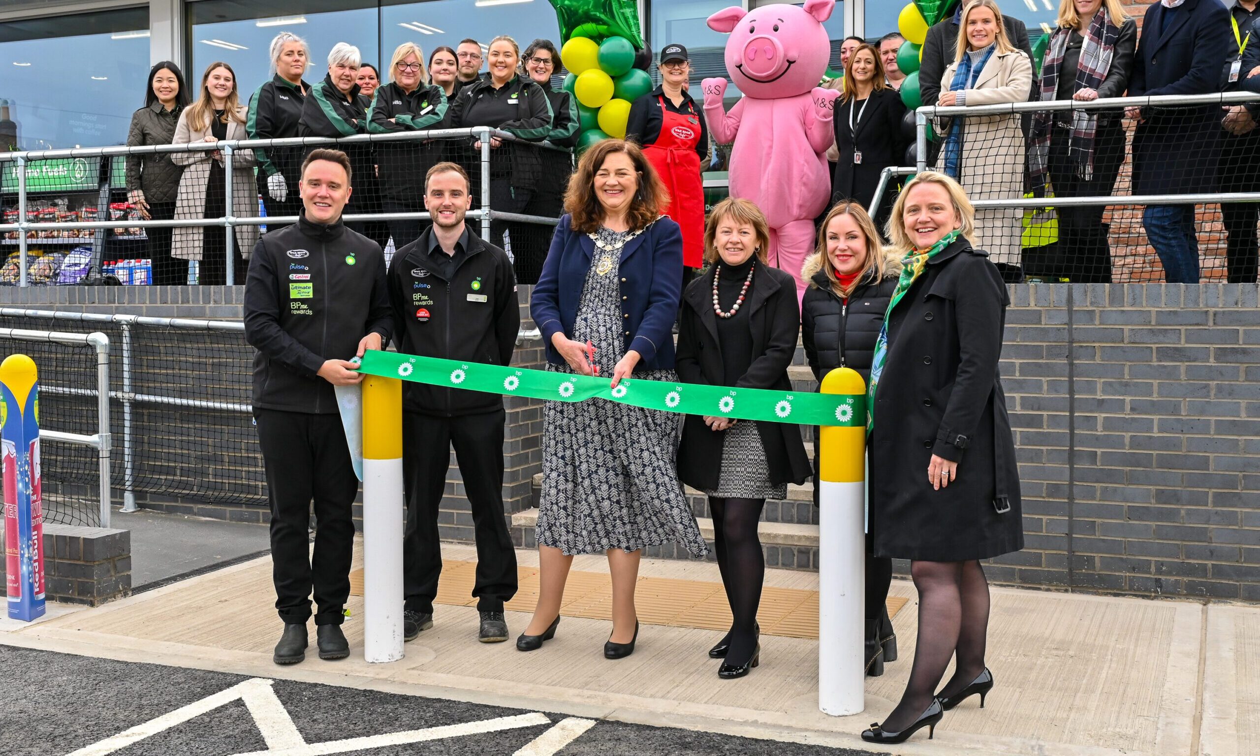 BP opens new retail stores in North Yorkshire and West Sussex | Retail ...